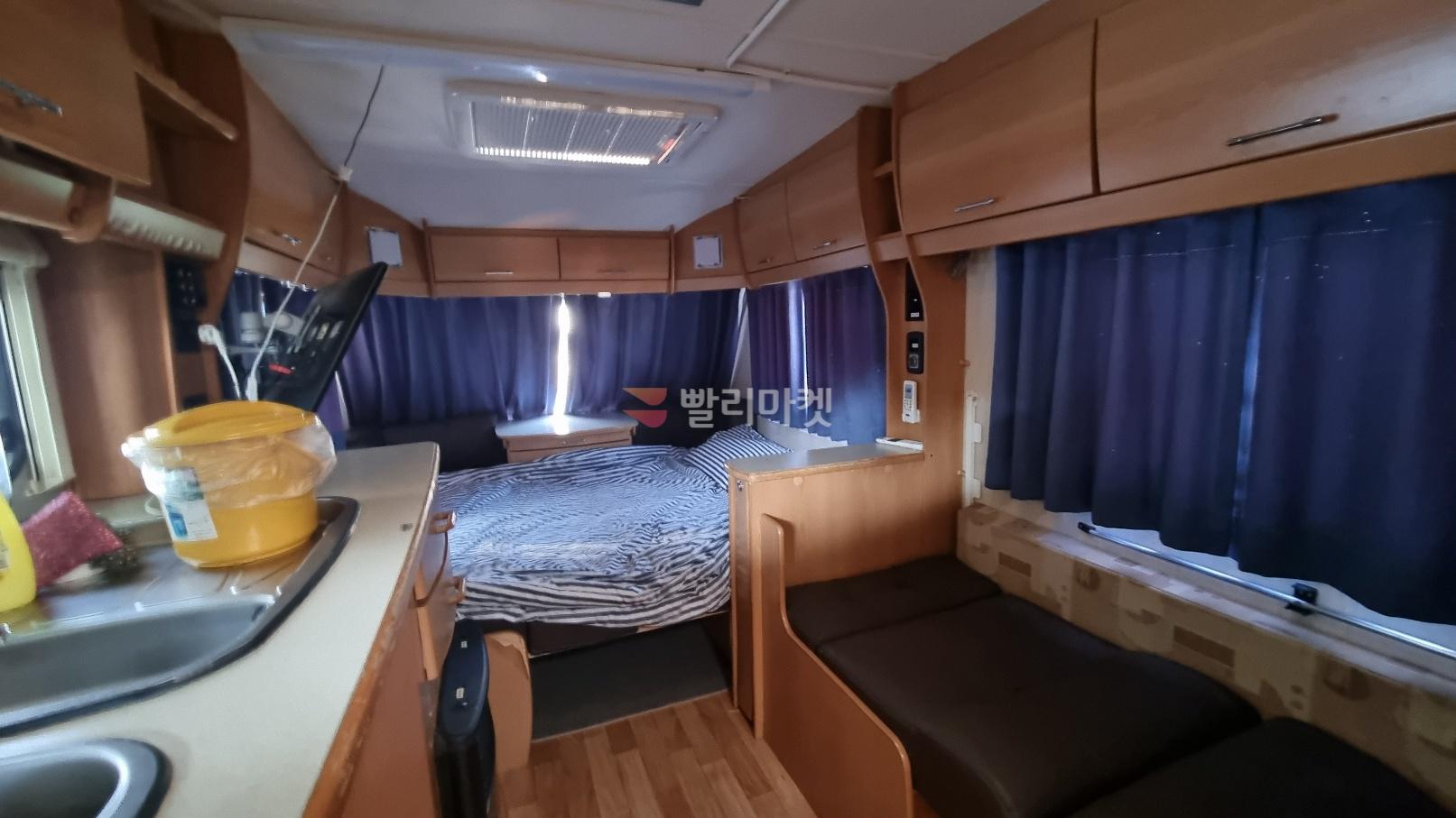 캠핑카 경기 포천시 정박형 카라반 매물 상세 페이지 세상의 모든 중고캠핑카 카라반 모터홈 캠핑트레일러 직거래 플랫폼